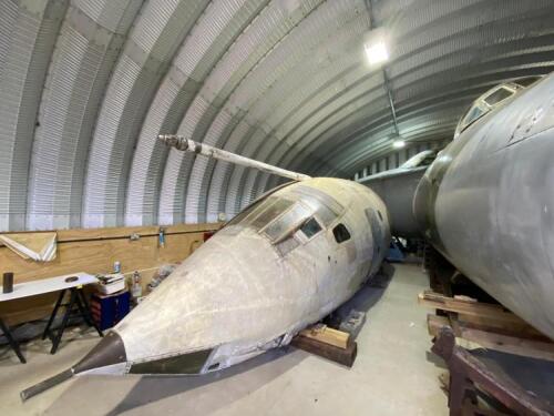 Victor B2 XH670 Cockpit with Associated Items This Victor first flew 2 ...