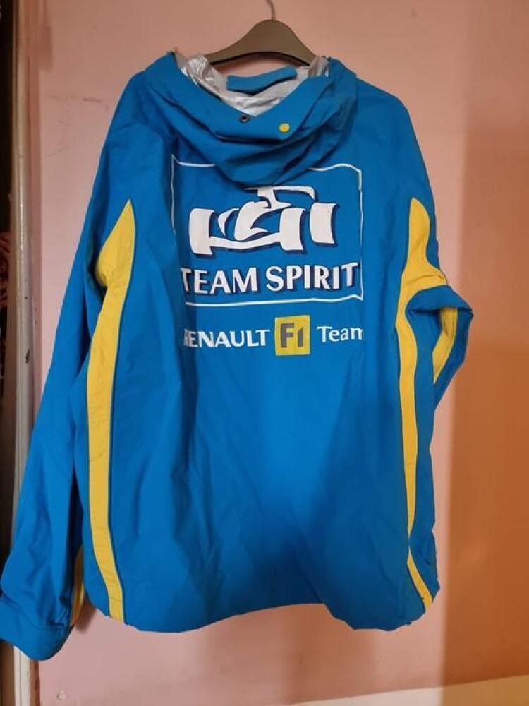 Renault F1 Team Crew jacket - waterproof. New. size L Provenance: The ...