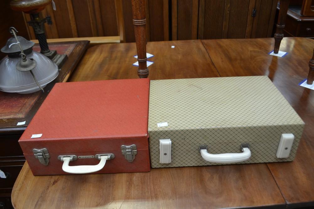 A vintage Brexton four piece picnic set to include four cups and ...