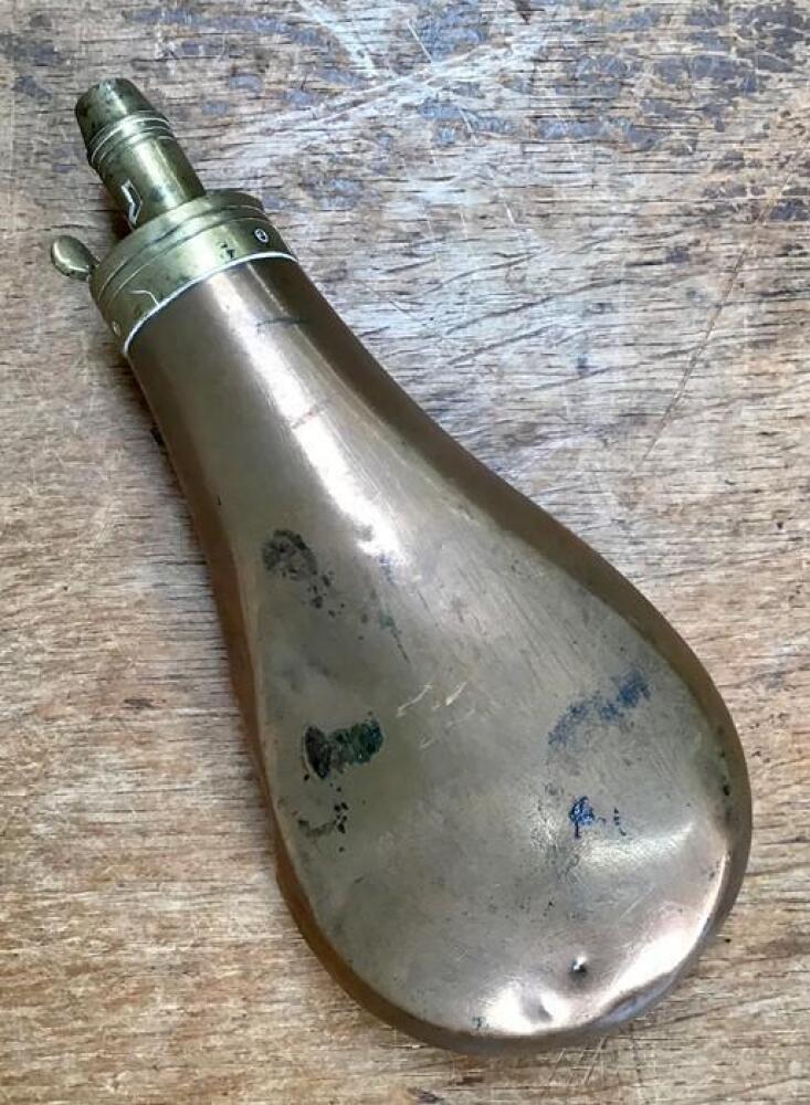 Antique Eastern matchlock musket & powder flask, hardwood stock ...