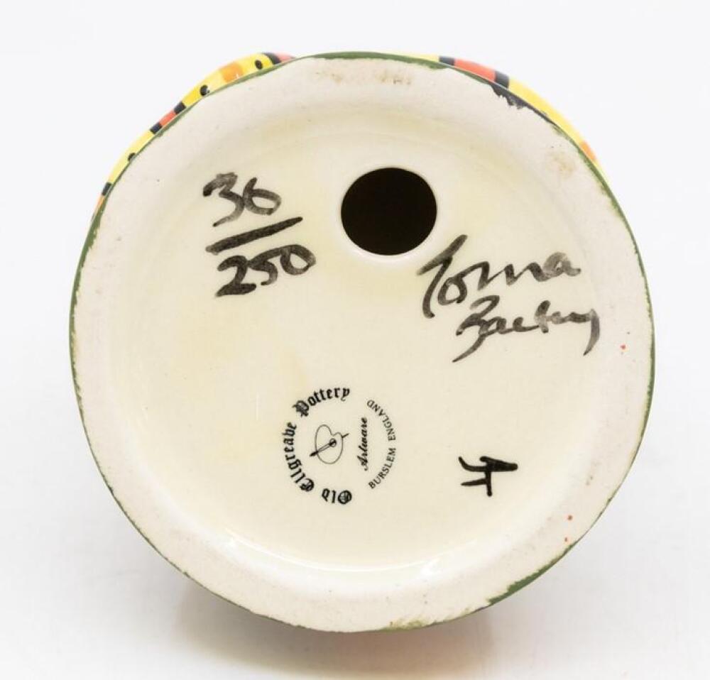 A Lorna Bailey Old Ellgreave Pottery Limited Edition (36/250 ...
