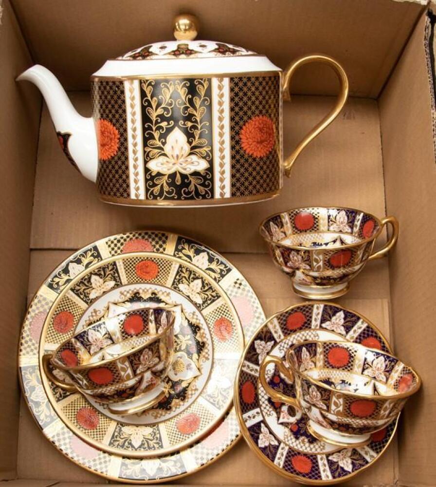 Collection of Chrysanthemum Abbeydale china wares with teapot and ...
