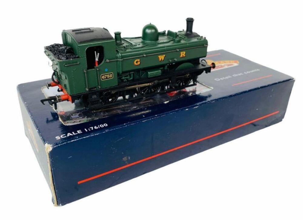 Bachmann 'OO' Gauge 8750 GWR Green Pannier Tank Locomotive. DCC Digital ...
