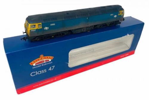 Bachmann 'OO' Gauge 32-805 Class 47 Diesel Locomotive - Boxed - BR Blue ...