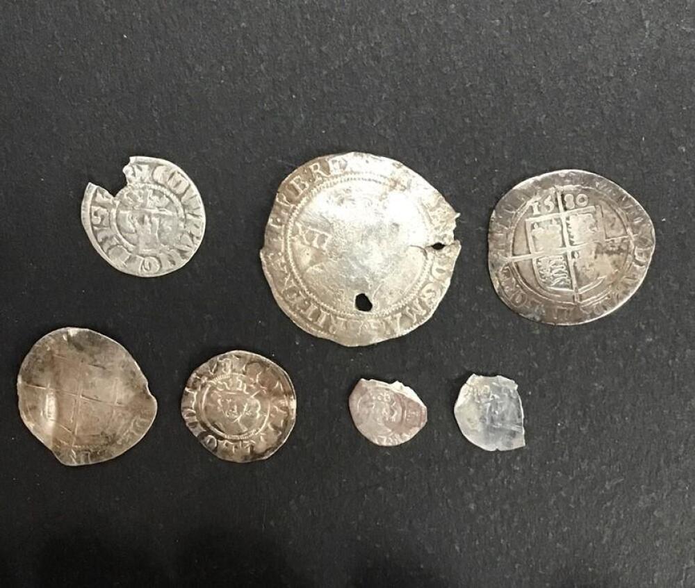 Elizabeth I Sixpence 1580 fifth issue, another 1592 6C bust sixth issue ...