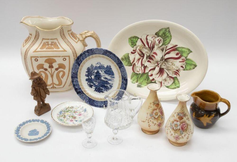 A collection of Crown Devon china wares along with Burslem blue and ...