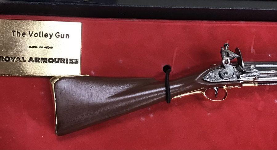 Limited Edition Royal Armouries miniature Volley Gun, made from metal ...