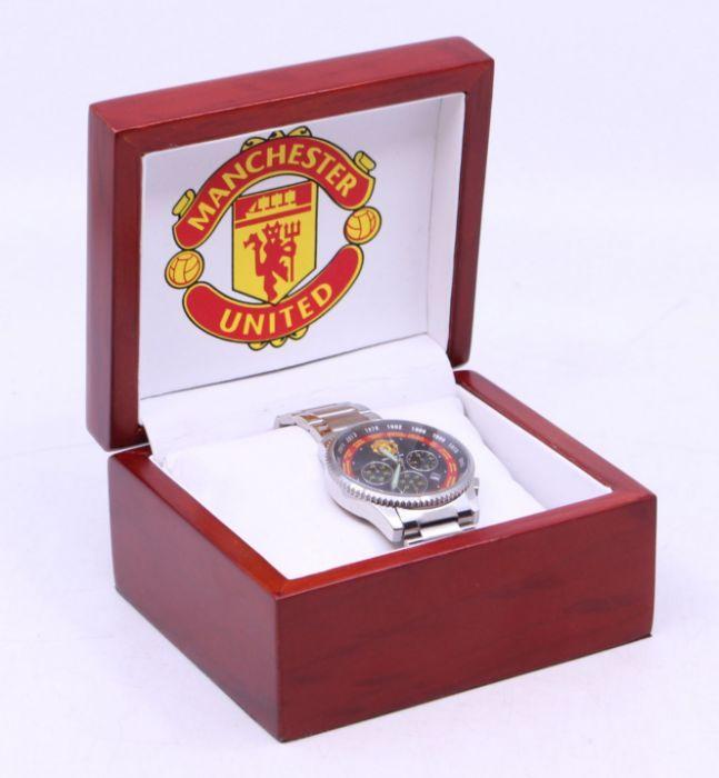 Manchester United: A boxed Danbury Mint Manchester United History watch ...