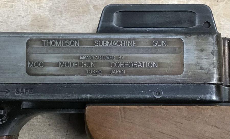 Good quality wood & base-metal Reproduction 1921 model Thompson ...