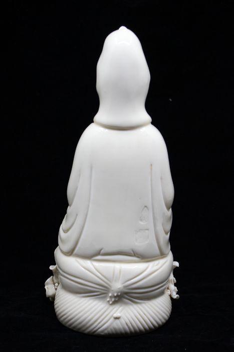 A Chinese Dehua figure of Guanyin, late Qing Dynasty/ early Republic ...