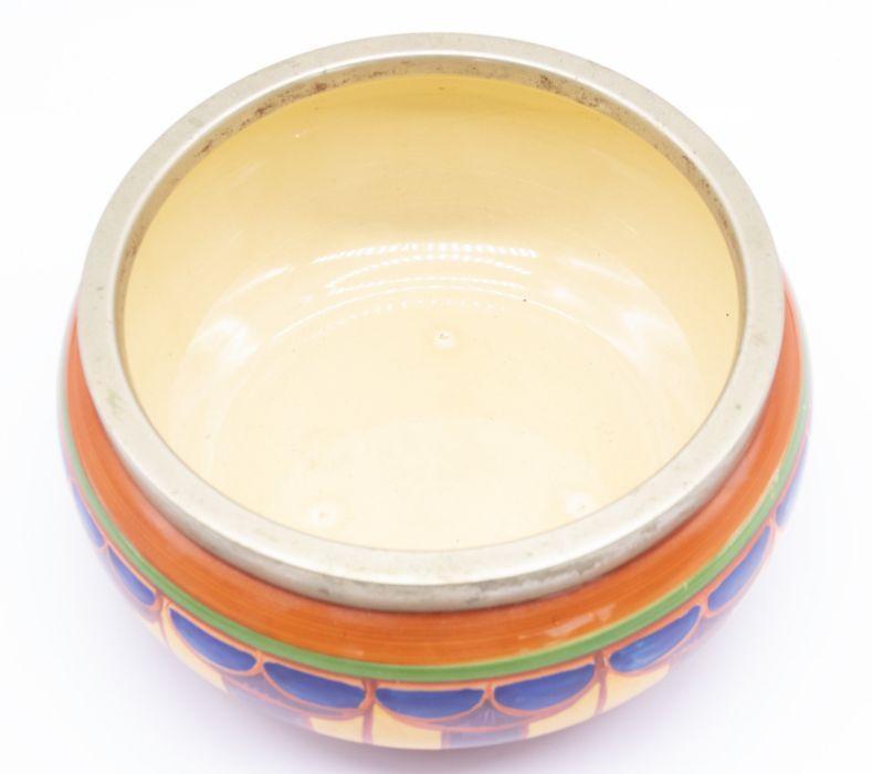 Clarice Cliff - An early Original Bizarre Newport Pottery bowl ...