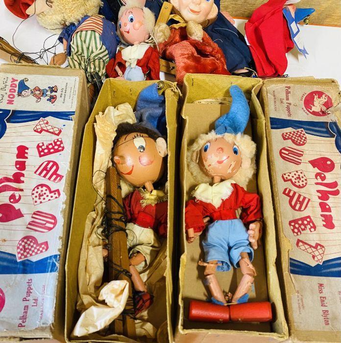 Blyton, Enid. Noddy Pelham Puppet boxed model in original tissue, box ...