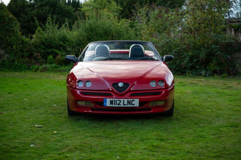 2000 Alfa Romeo Spider T-Spark 16 v (Manual) – W112 LNC