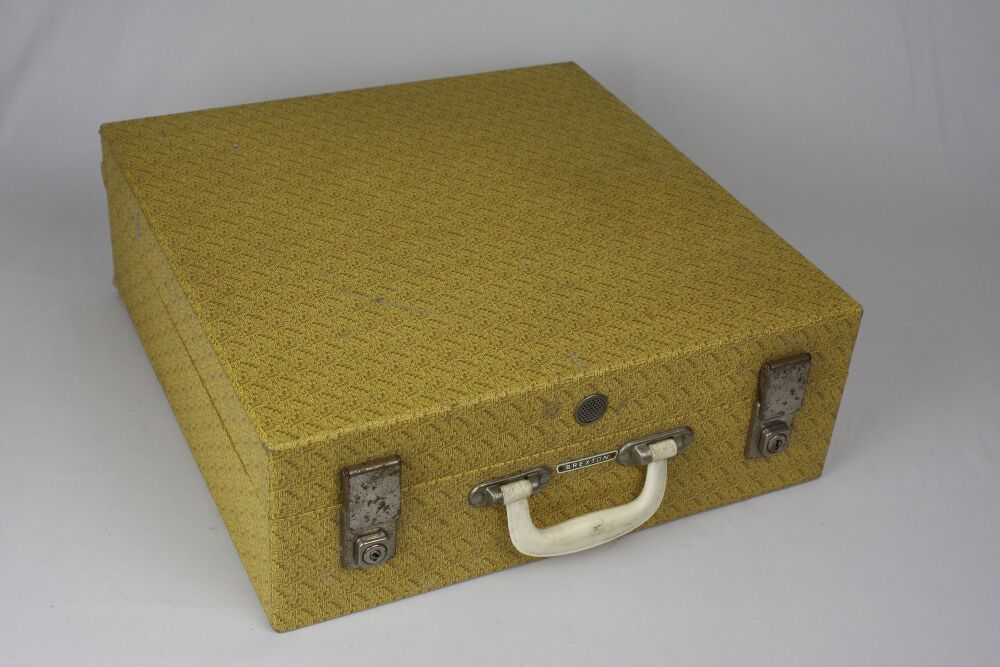 Yellow Brexton 2-person picnic hamper
