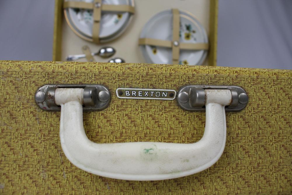 Yellow Brexton 2-person picnic hamper