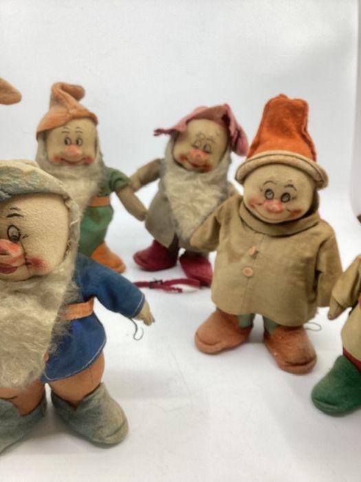 Antique Felt dolls ; Chad Valley Snow White and the 7 dwarfs 1936/6 Set ...