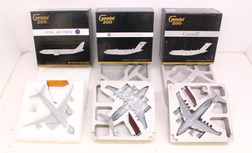 Gemini 200: A collection of three boxed Gemini 200, to comprise: Boeing ...