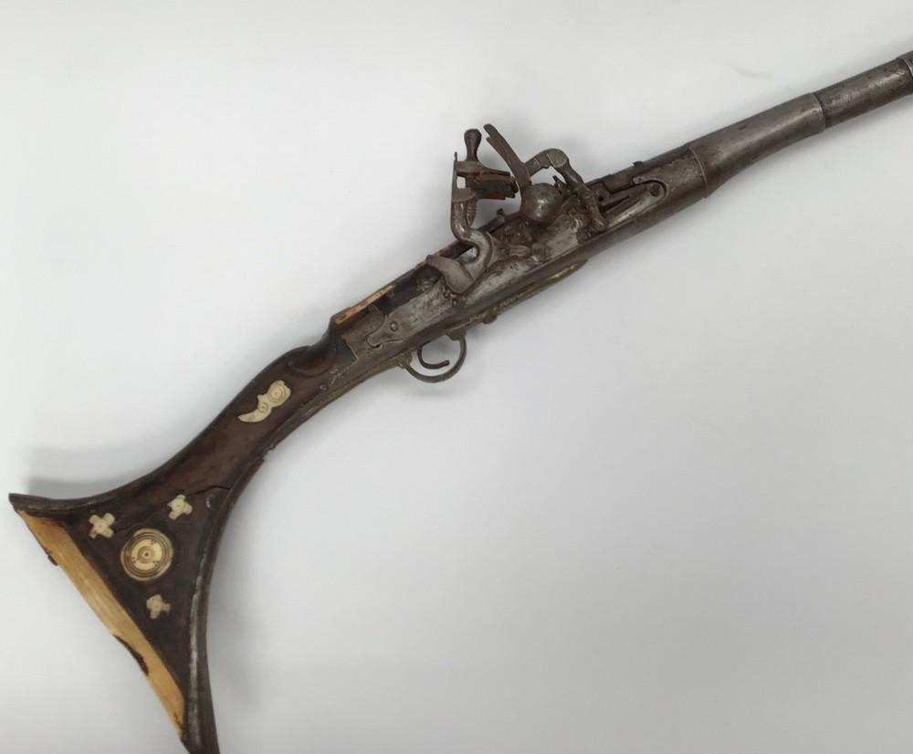 Indian early to mid 19th century Flintlock Jezail Musket with ornate ...