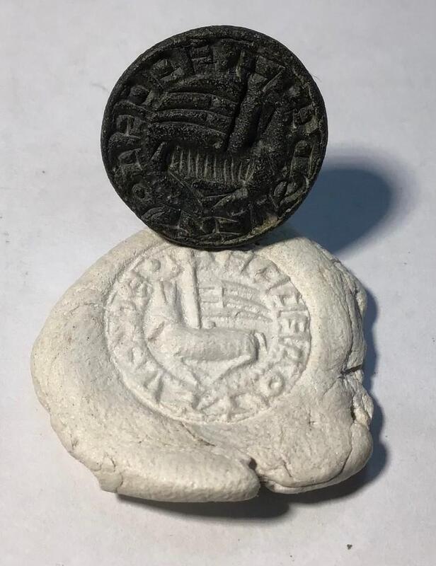 Medieval “chess piece” circular style bronze seal matrix, hexagonally ...