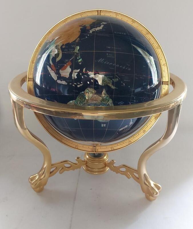 A Large remarkable quality fine weighted 40 circumference table top ...