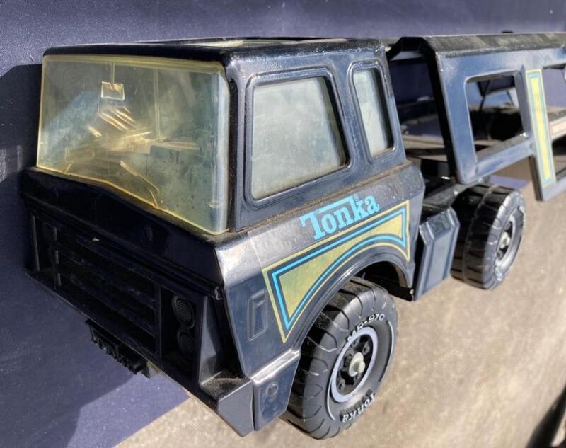 Tonka: A large Articulated Tonka Car Transporter circa 1980, in good ...