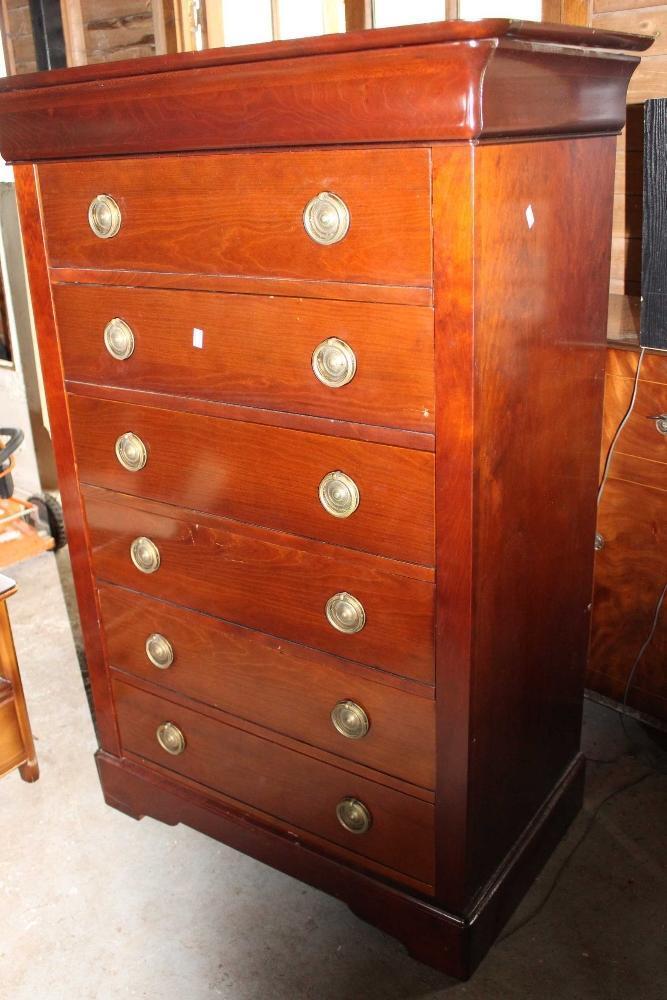 7 draw chest of draws/tallboy