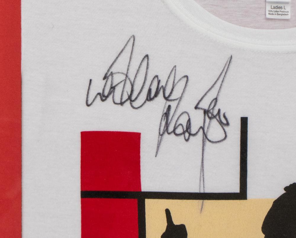 Robbie Williams A framed and signed / Autographed T-shirt. From the ...