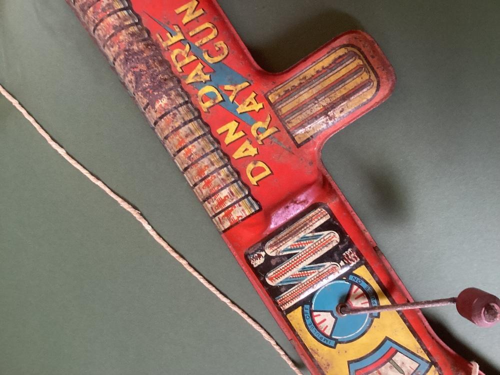 Mettoy vintage 1950s Dan Dare ray gun toy larger scale metal Gun, used ...