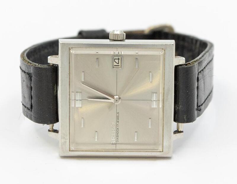 A gents vintage Seiko steel cased wristwatch, circa.1970s, comprising a ...