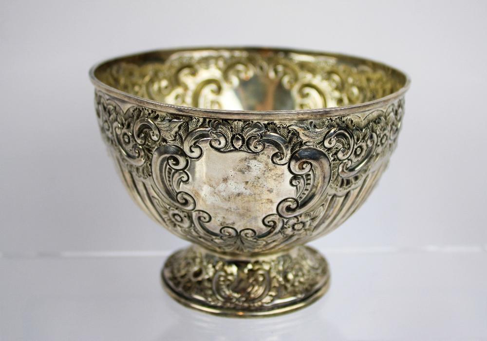 An ornate embossed Silver bowl, Sheffield 1898, Markers mark G.W ...