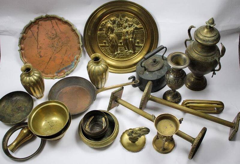 Three boxes of mixed brass and metal wear - A large quantity of mixed ...