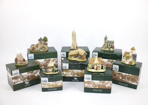 LILLIPUT LANE MODELS - Eight boxed assorted Lilliput Lane models ...