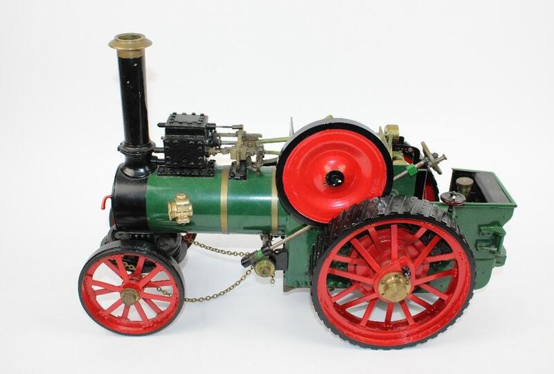 A 1 scale coal-fired single cylinder model of a traction engine. Multi ...