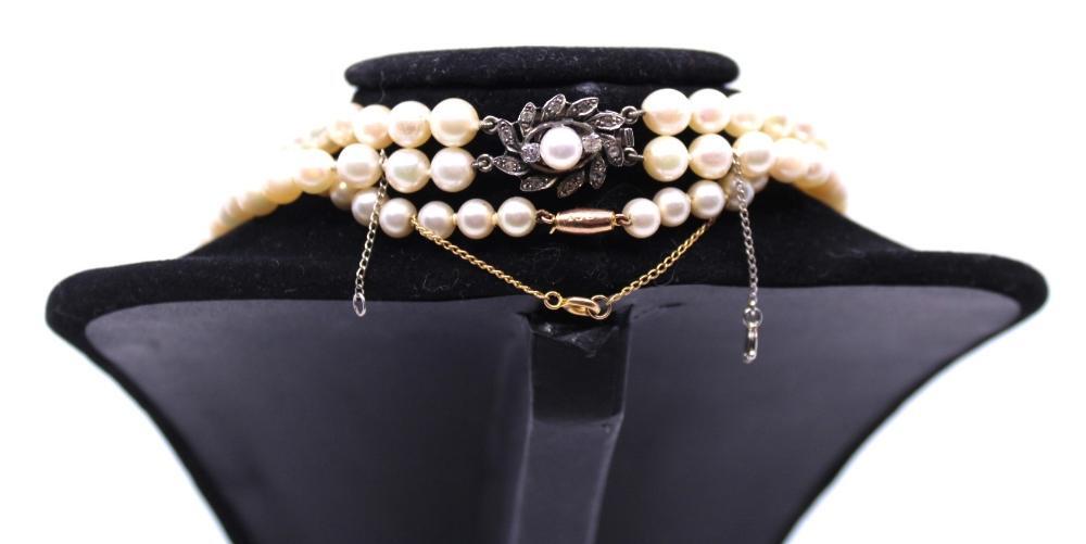 Two Sets of Cultured Pearls. To include; a Ciro Graduated Cultured ...