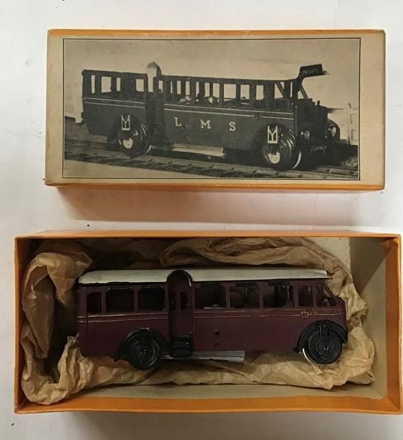 Keyser: A boxed Keyser LMS Karrier ‘Ro-Rail’ Bus with motor, wheels ...
