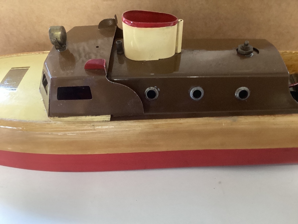 Bowman Seahawk model boat in original box vintage , with label. (1).