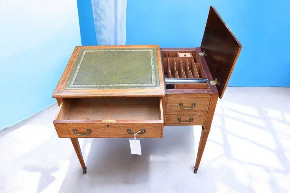 An Edwardian mahogany ladies split to desk with green leather writing ...