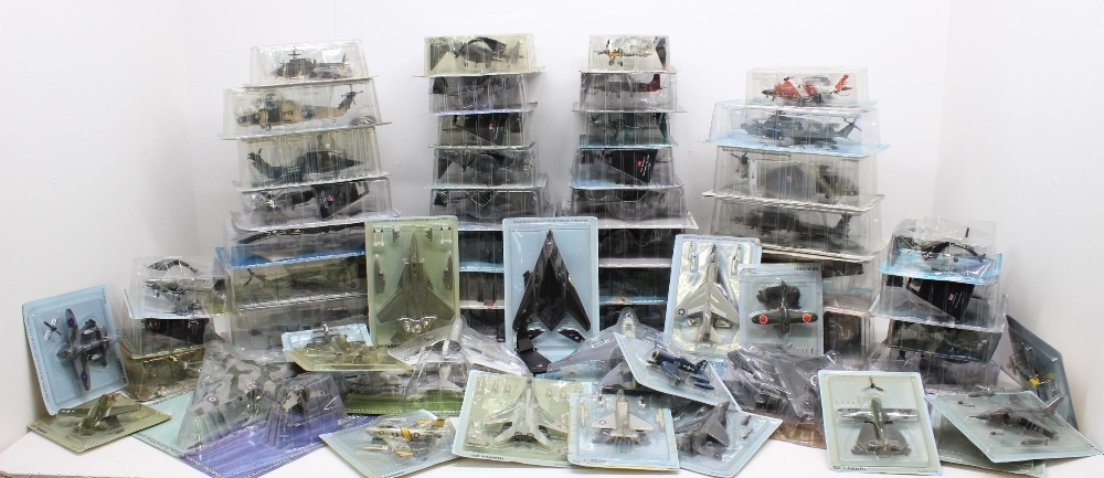 Aircraft: A large collection of assorted boxed and cased aircraft ...