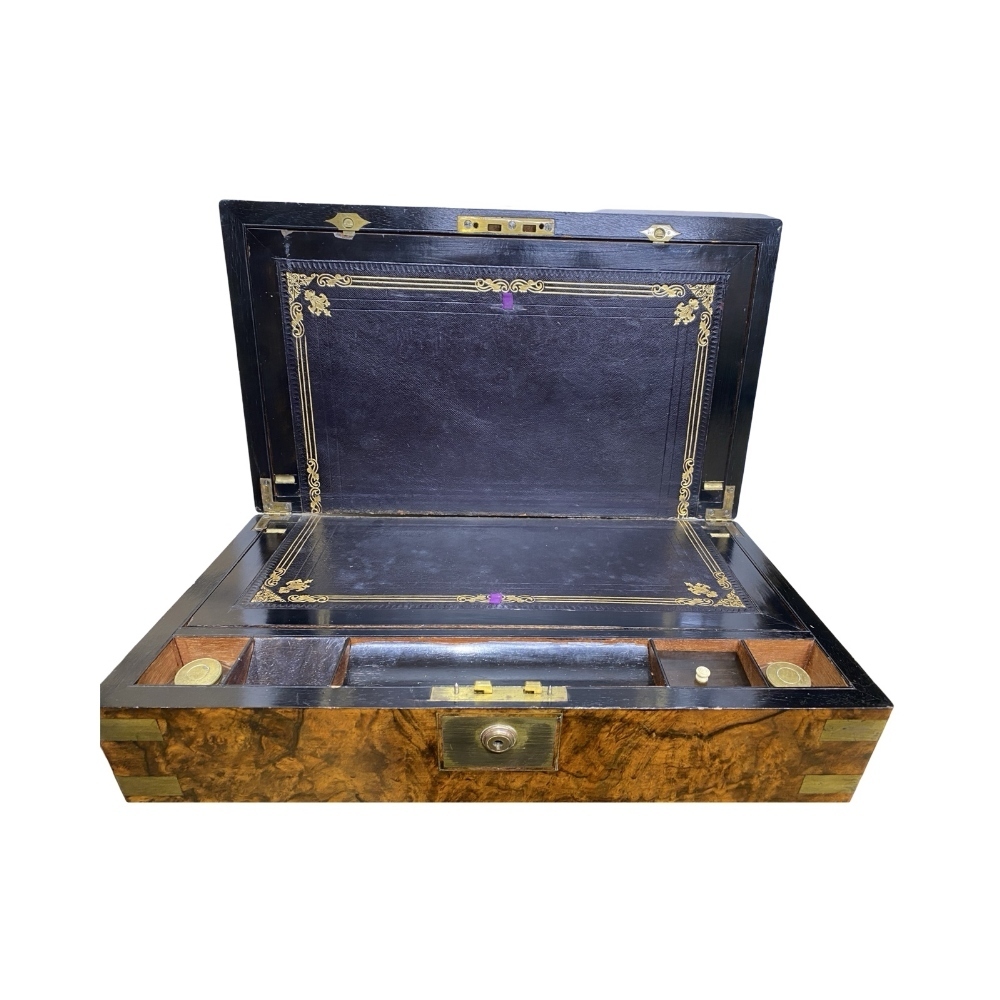 Walnut campaign writing slope. Late 19th Century. In good condition ...