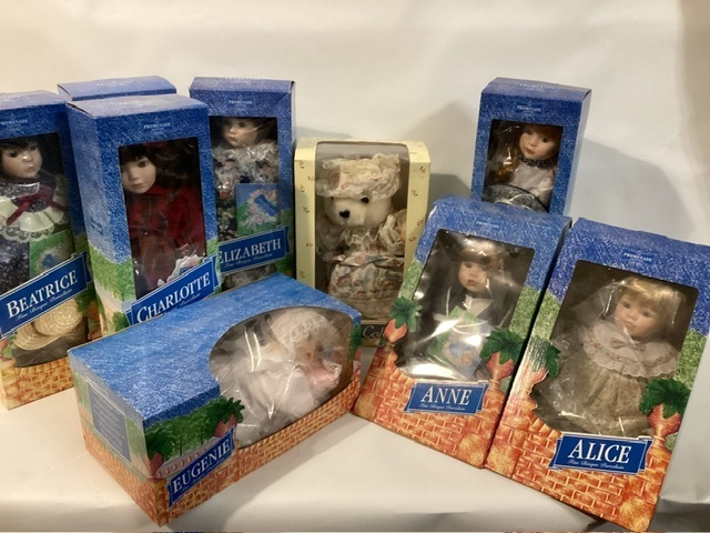 Porcelain Vintage boxed Victorian styled girl boxed dolls and babies ...