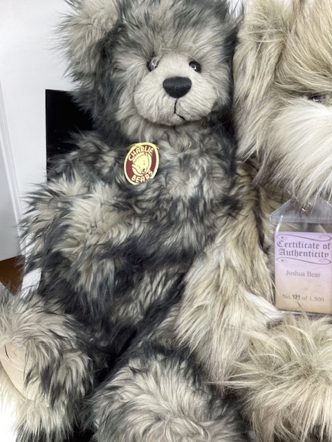 Vintage Charlie Bears Teddy bears CB 104707 Willis, CB 131297 Percival ...