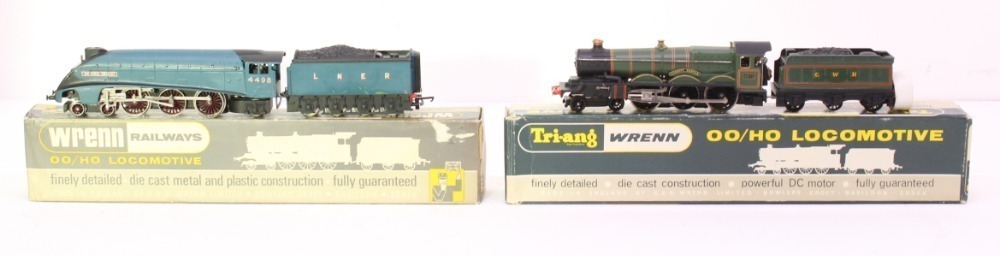 Wrenn: A pair of boxed Tri-ang Wrenn, OO Gauge model railway ...