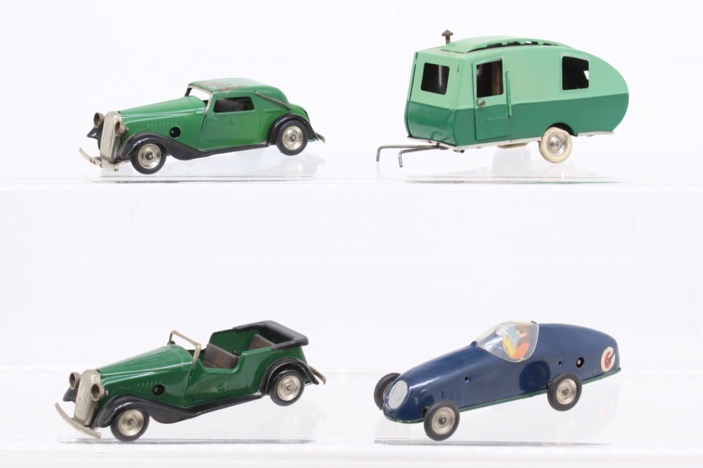 Triang Minic: A collection of four unboxed Triang Minic clockwork ...