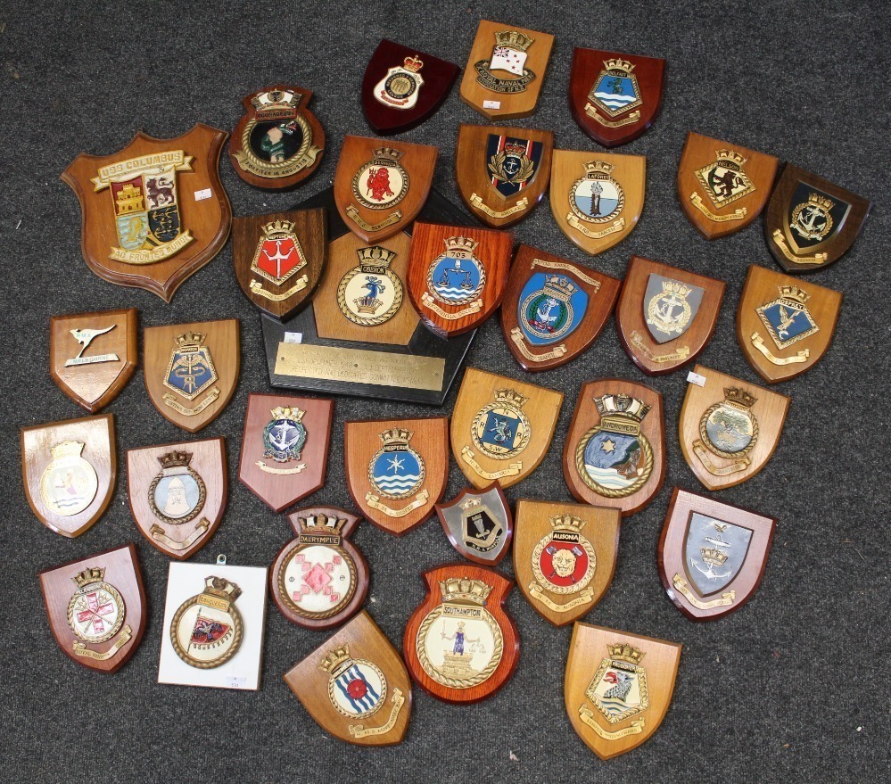 A collection of approximately thirty late, composition mainly Royal ...