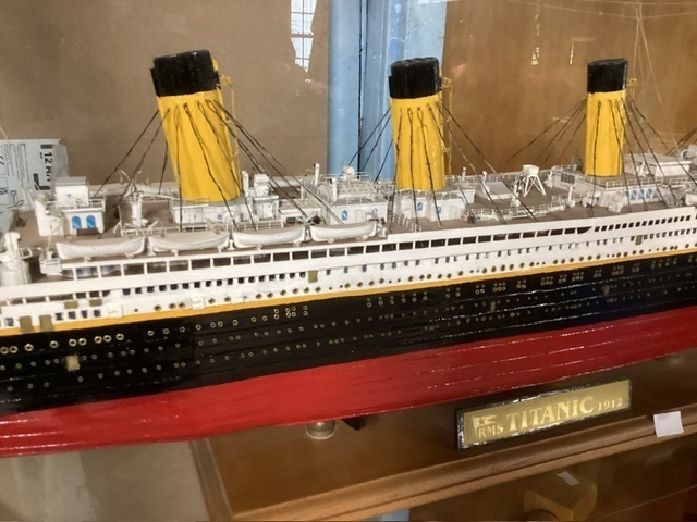 Scratchbuilt TITANIC finely model built boat measures as a guide 43” x ...