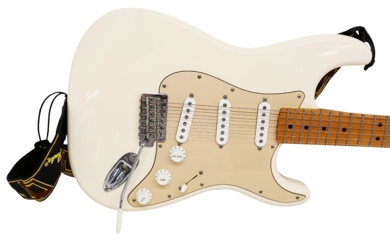Fender Stratocaster Serial number MX13444400 With addition string ...