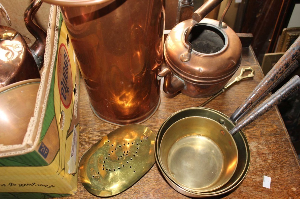 2 boxes of mixed brass and copper items.