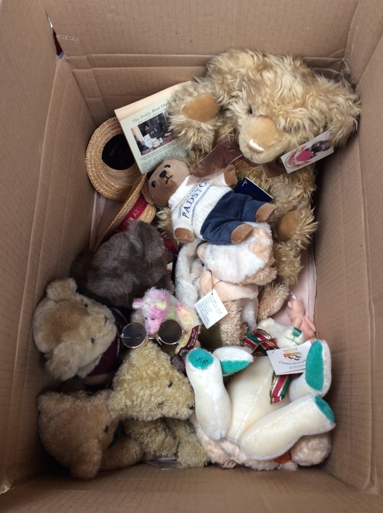A collection of assorted teddy bears and plush toys to include Asquiths ...