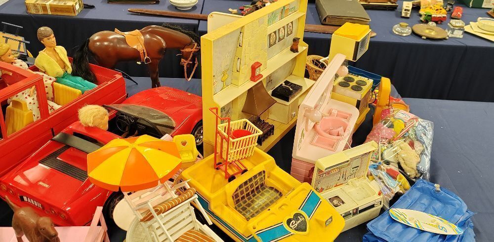A large collection of various Sindy toys and accessories to include ...