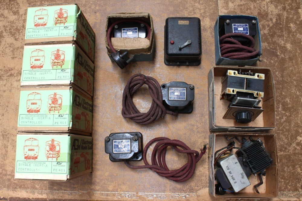 Model Railway: A collection of assorted model railway controllers to ...